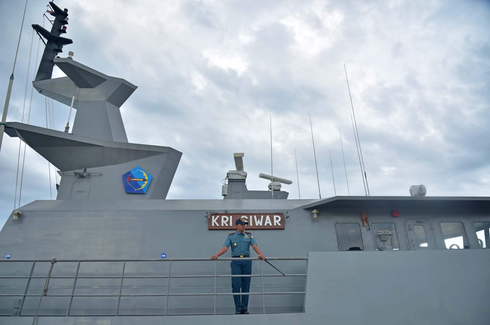 DEFENSE STUDIES: KRI Siwar 646, Kapal Cepat Rudal yang Amankan Selat Malaka