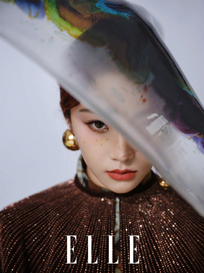 Yu Yan poses for photo shoot - China Underground