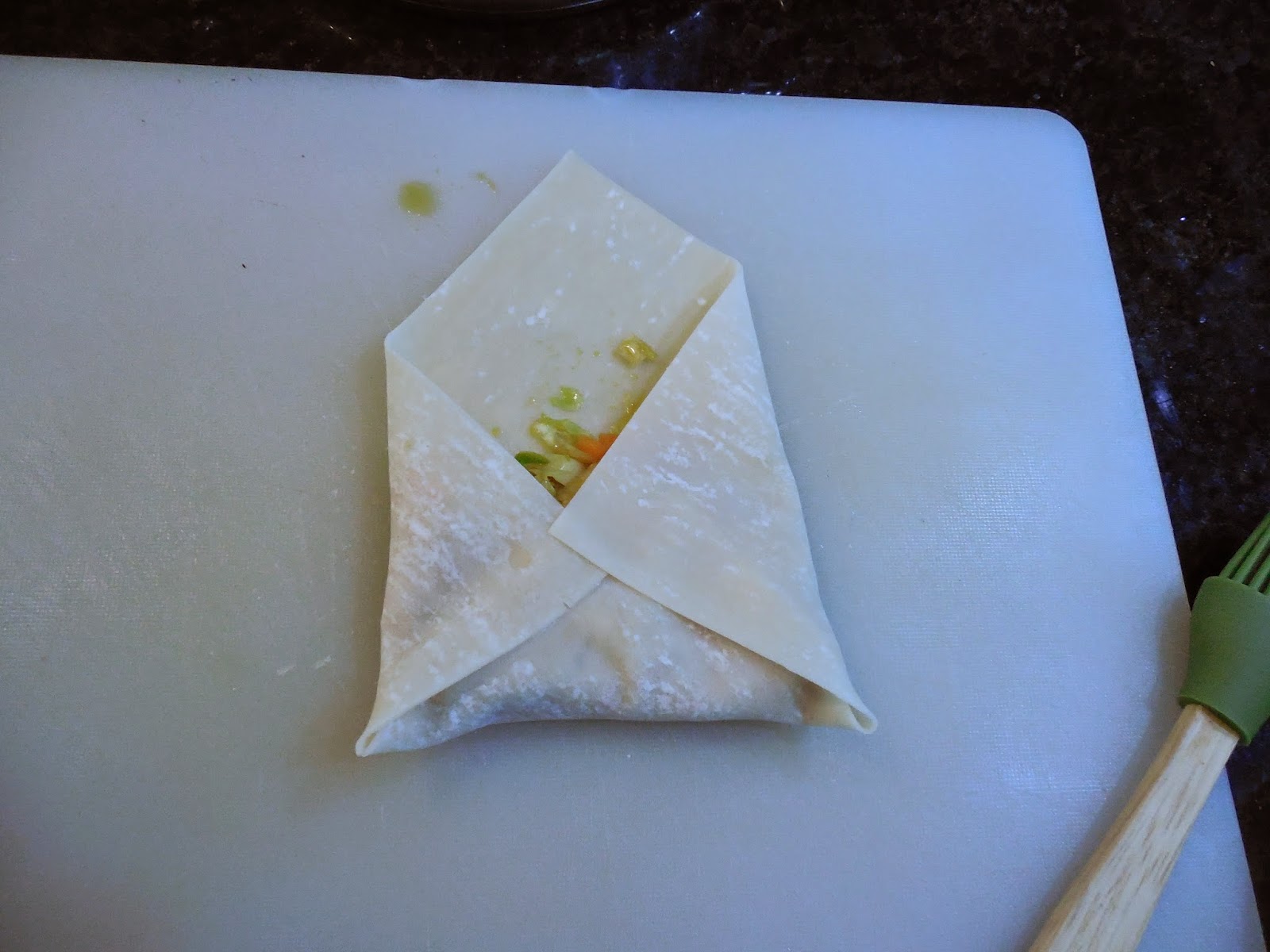 Two Kid Kitchen: vegetable egg rolls