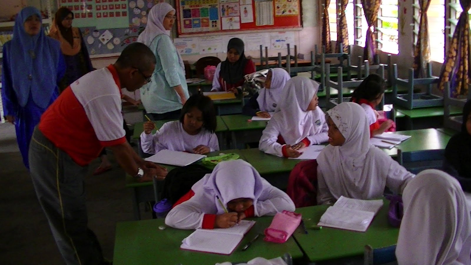 PERSATUAN BULAN SABIT MERAH SKPTLDM: AKTIVITI PBSM :CARA DAN ADAB SERTA ...