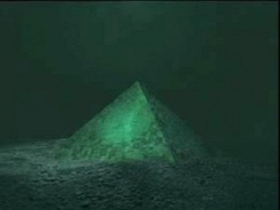 Two Giant Underwater Crystal Pyramids Discovered in the Center of the ...
