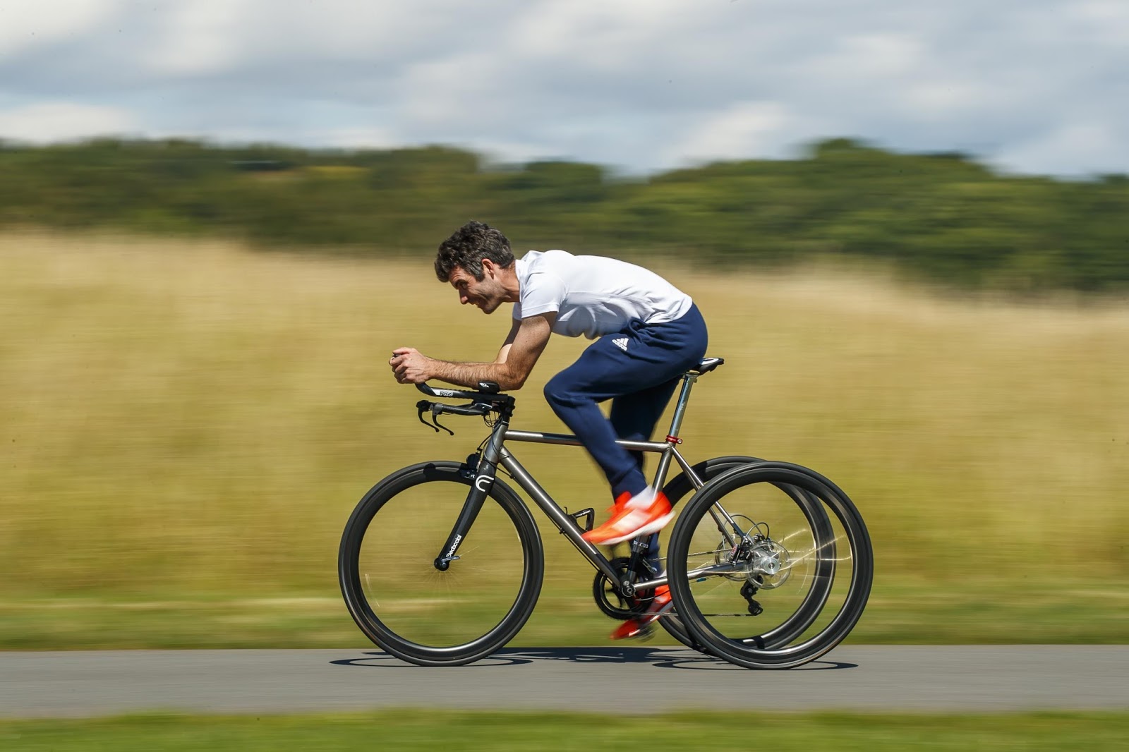 The Motoring World: Nissan, in partnership with the English Institute ...