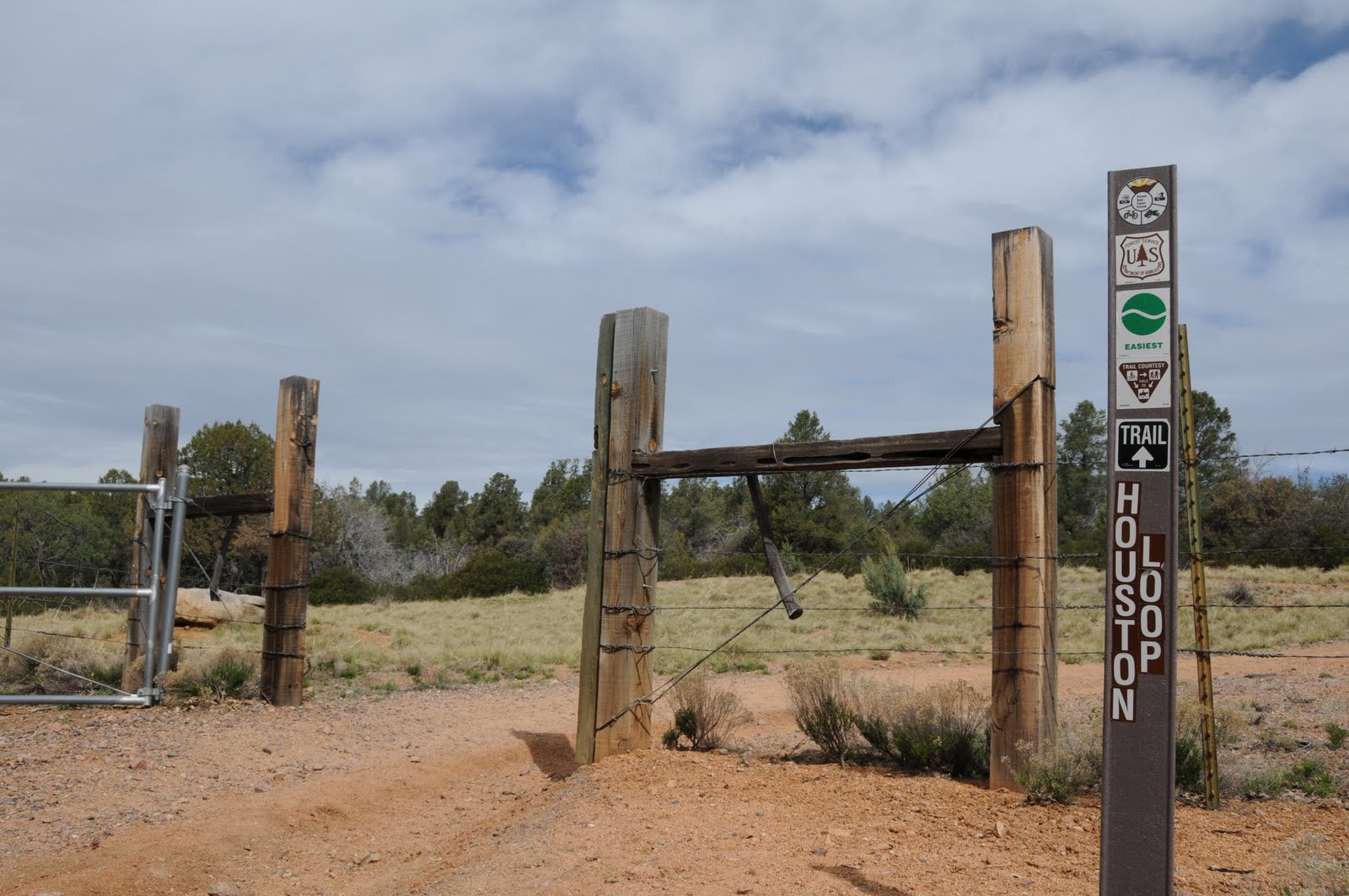 Arizona Hiking: HOUSTON LOOP