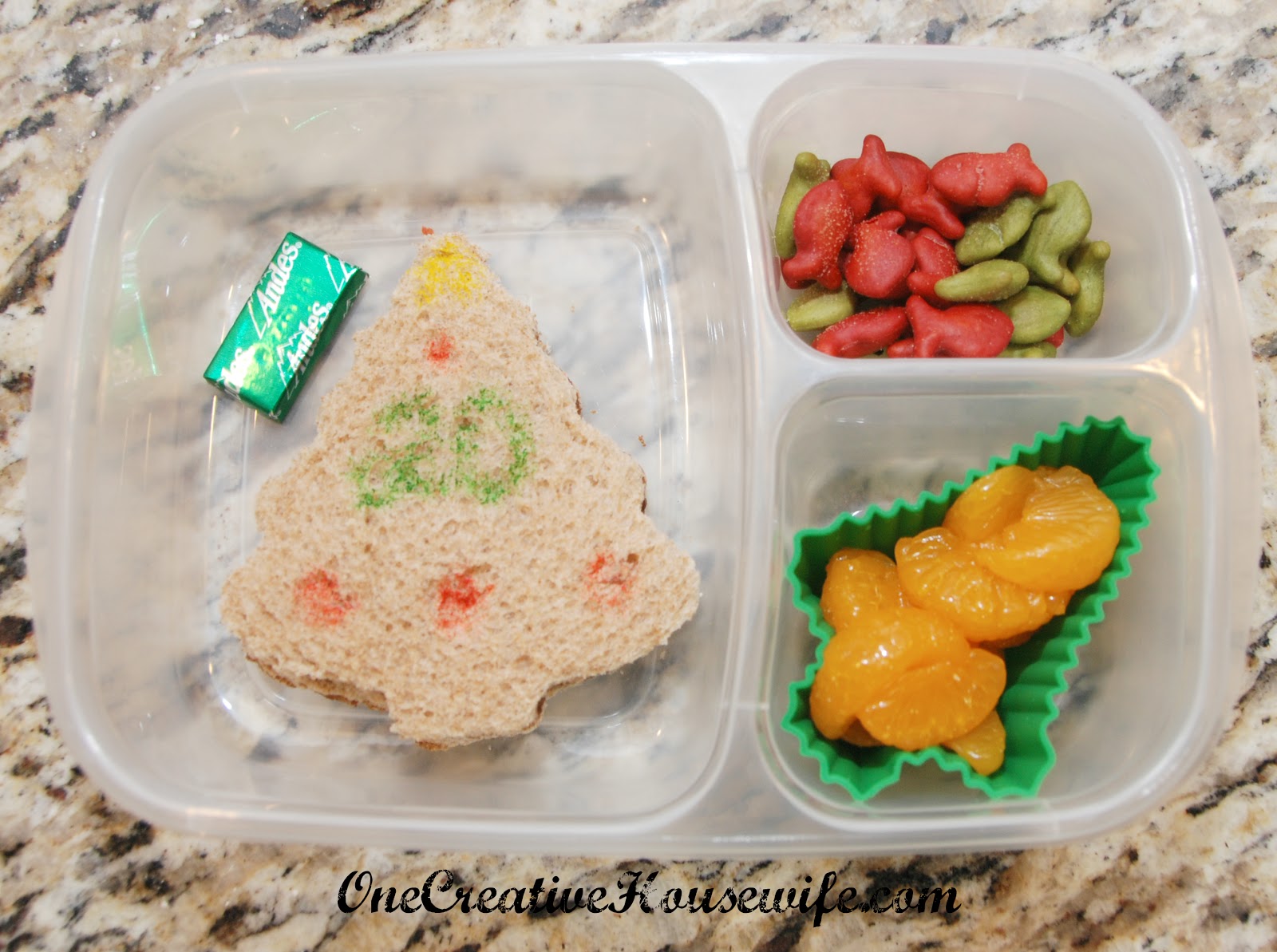 One Creative Housewife: Lunches Week 15 - Advent Style