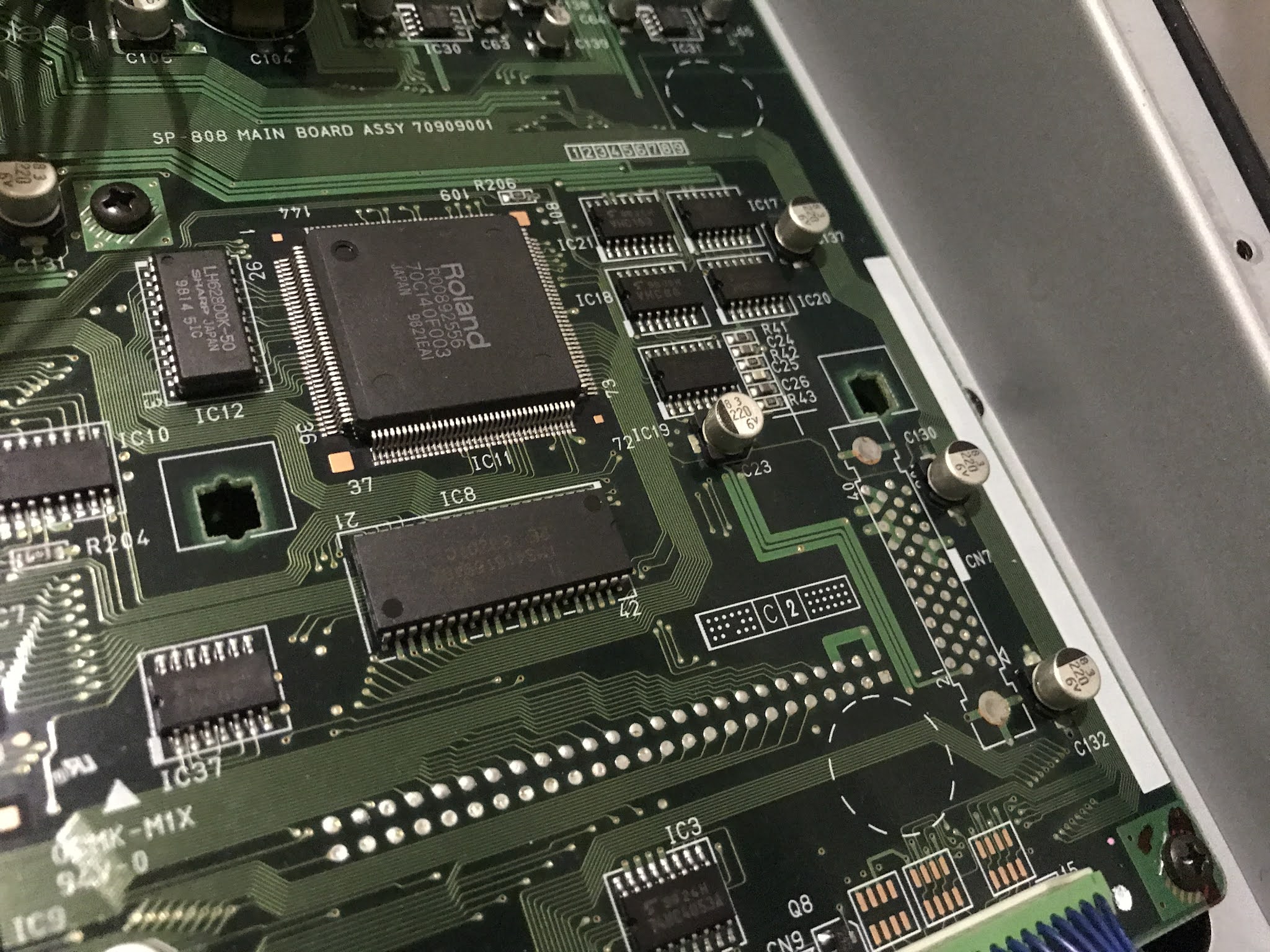 Infrequent Sound [sex.tex] technology: Roland SP-808 Groove Sampler ...