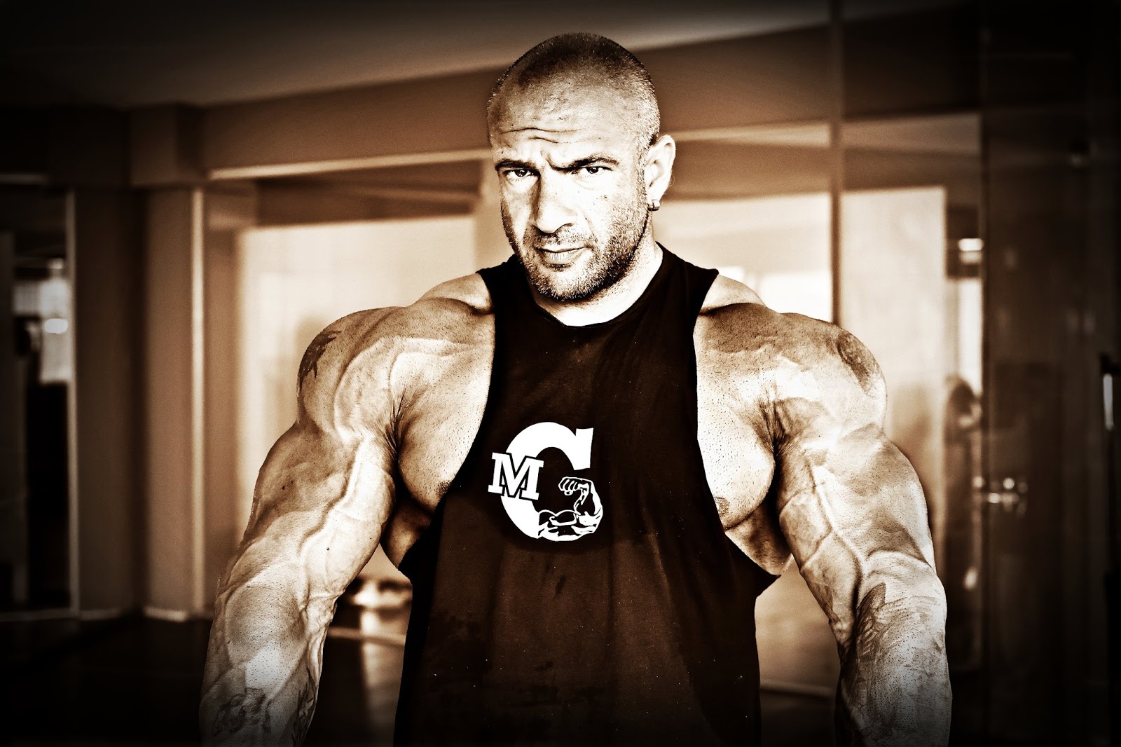 Muscle Lover: Greek Colossus Giannis Magos
