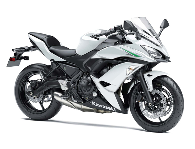 KAWASAKI: KAWASAKI NINJA 650 SE