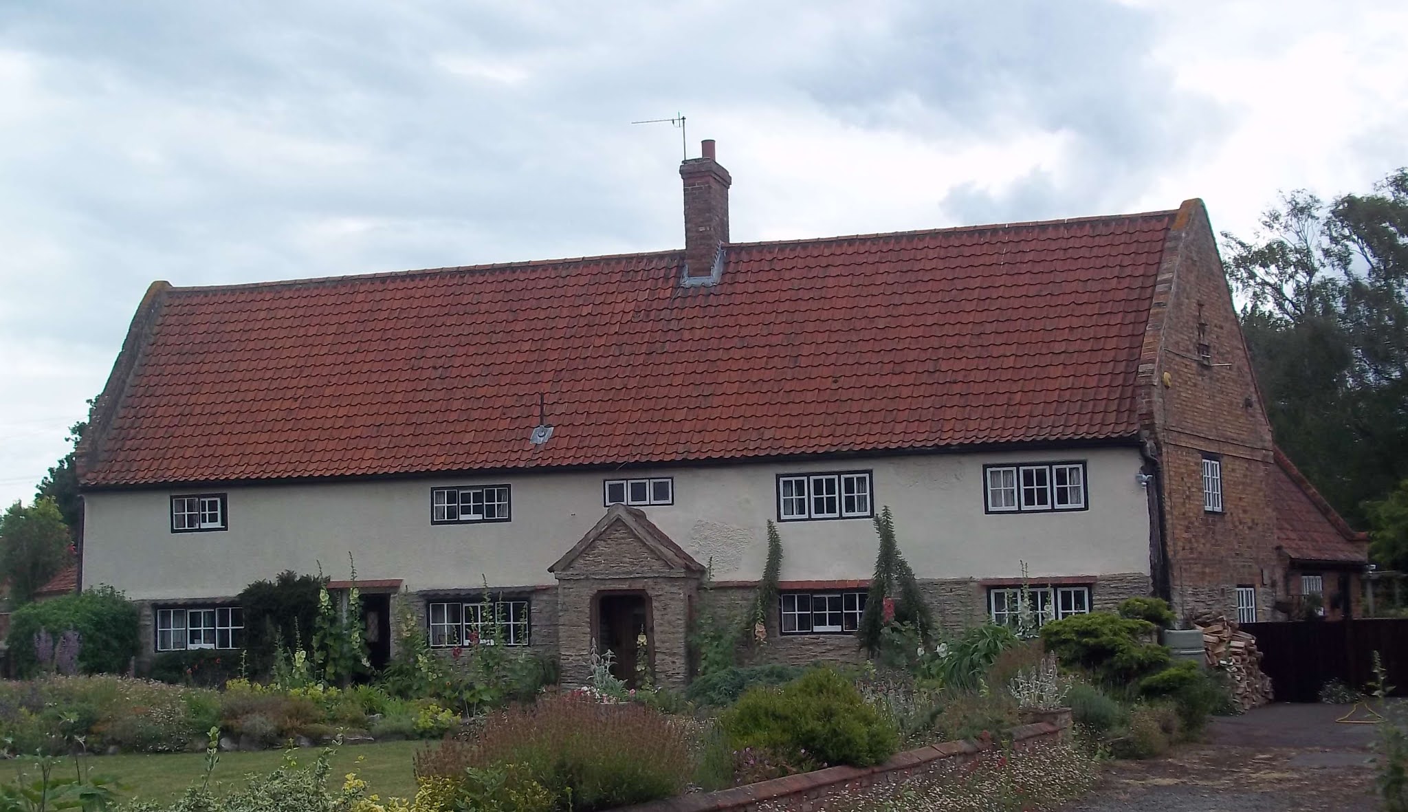 Walking The Peak: Newark-on-Trent and Collingham