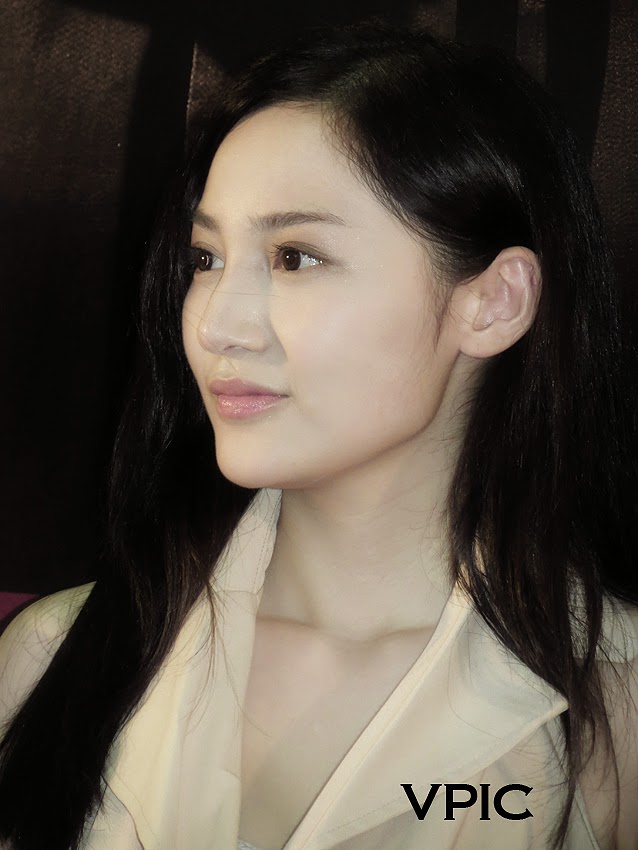 V Gallery - 這些年,我們一起追拍的女孩: 郭奕芯 ASHINA KWOK _ * 壹獄壹世界高登闊少踎監日記 * 首映 _ STREET PROMO