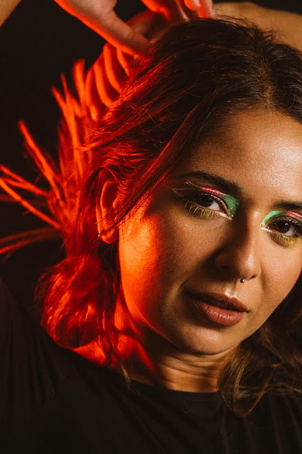 Maria Correia das manhãs da Mega Hits é a nova apresentadora do 'Curto ...