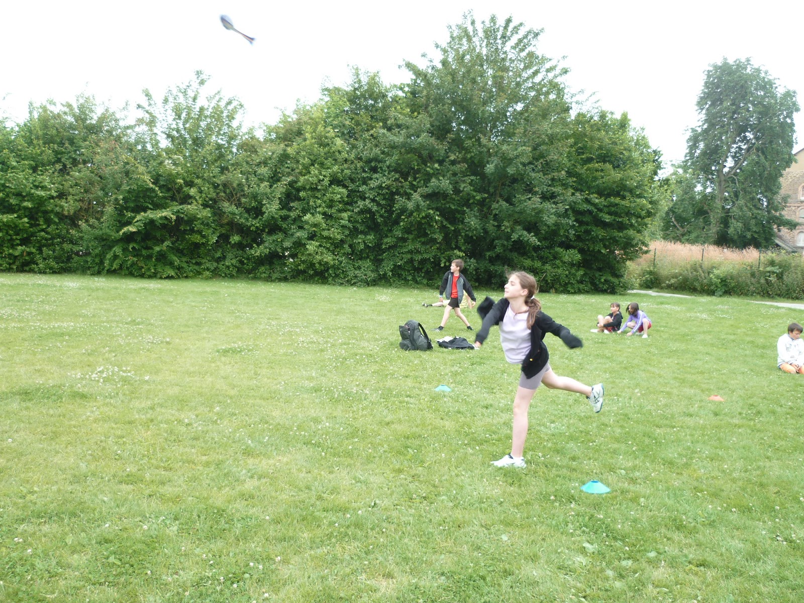 classechesnaye: Rencontre Athlétisme La Chesnaye/Le Gretay le 1er juillet