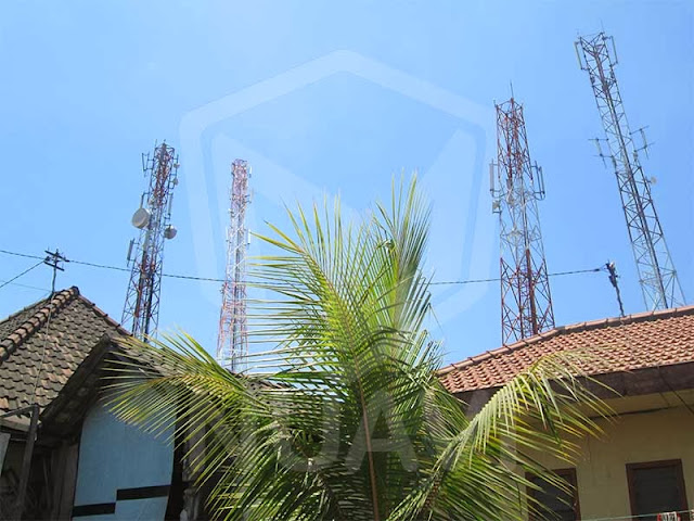 Beda Menara BTS Telkomsel, Indosat, XL dan Flexy - tower komunikasi ...