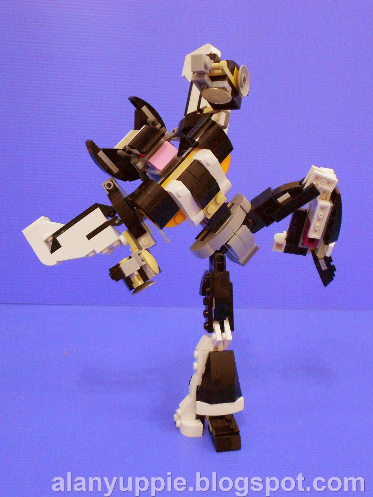 Alanyuppie's LEGO Transformers: Shadow Wing: LEGO 31021 Furry Creatures ...