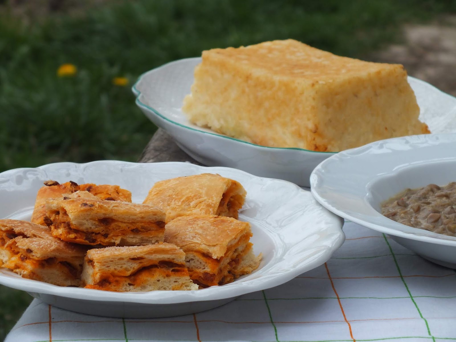 Ízőrző: Dobozi borsos lepény (kolbászos)