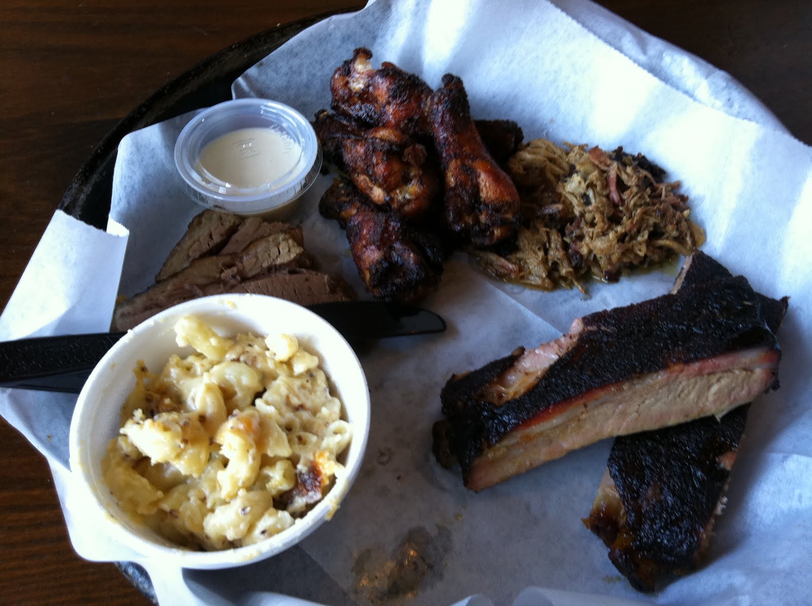 Hot Mess: Restaurant Review: Fiery Ron's Home Team BBQ