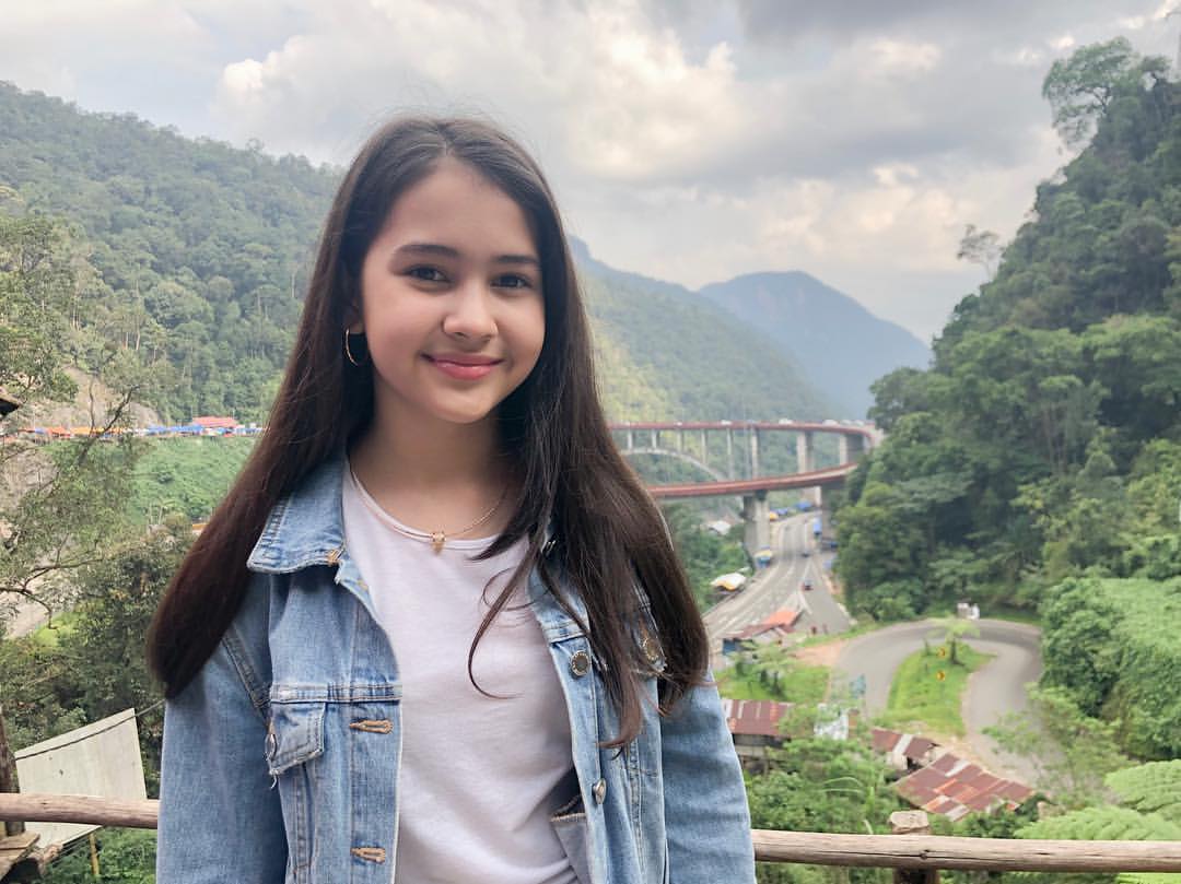 √ Biodata Sandrinna Michelle, Biografi, Profil Lengkap, Umur, Foto dan ...