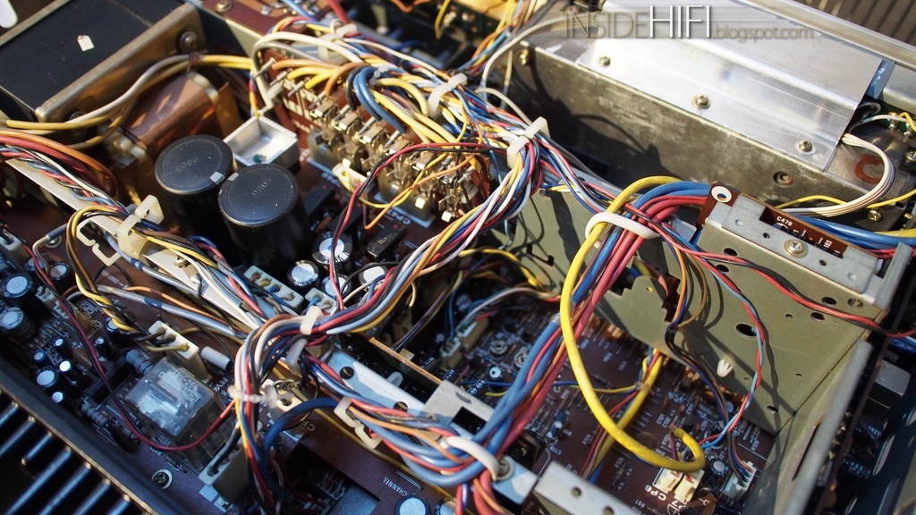 Inside Hi-Fi: Siemens RS 555