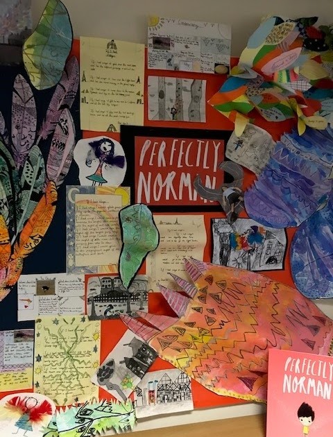 No Outsiders displays