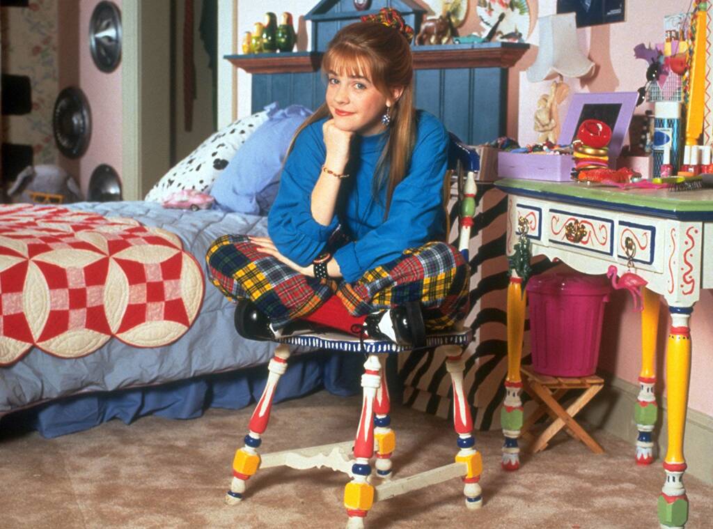 NickALive!: 18 Secrets About 'Clarissa Explains It All' Revealed
