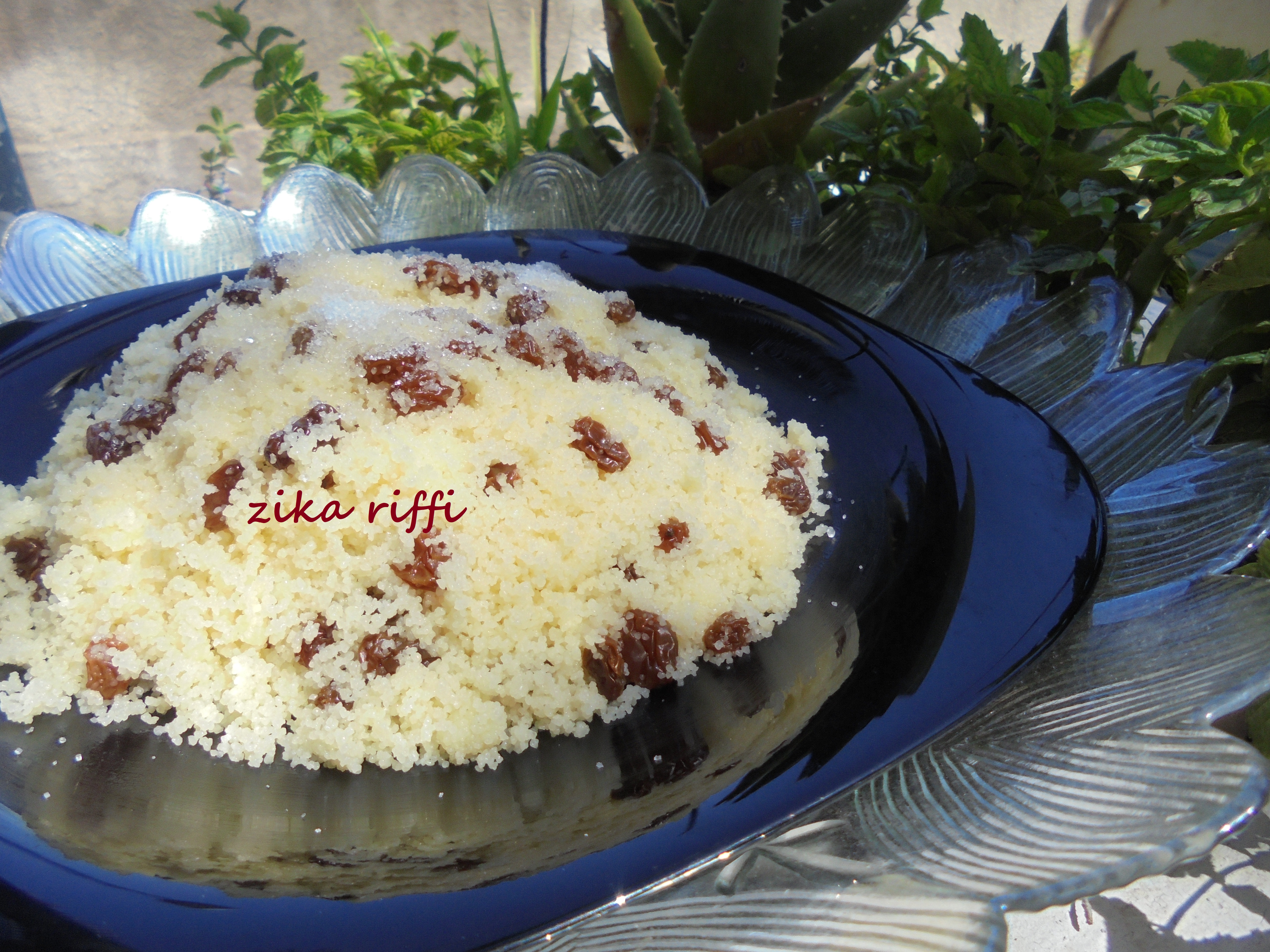 MESFOUF B ZBIB-COUSCOUS FIN AUX RAISINS SECS ET AU BEURRE