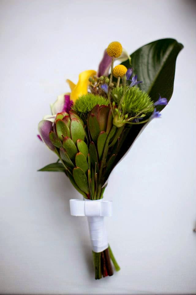 Contoh Hand Bouquet Minimalist | Album Wedding