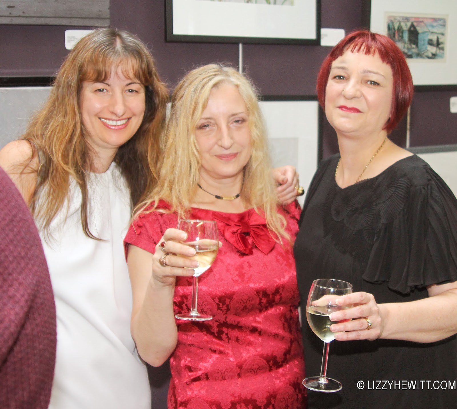 LIZZYHEWITT ... ARTIST: June 2017