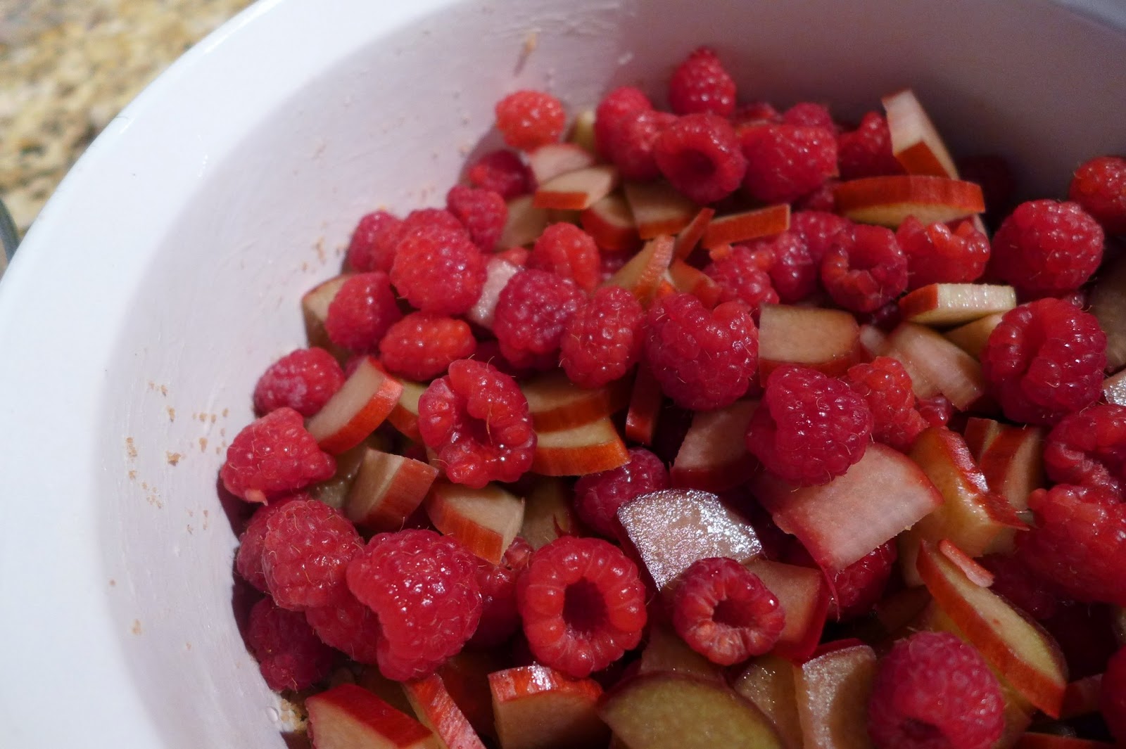 Dimples & Delights: Raspberry Rhubarb Crunch