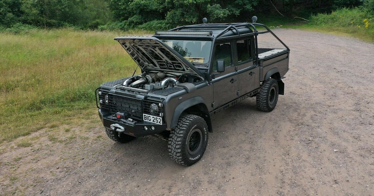 Landrover Defender: LANDROVER DEFENDER 130 GREY PICK UP 4X4 CUMMINS ...