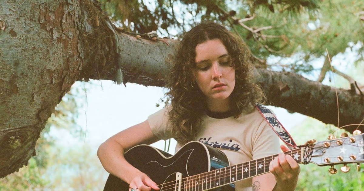 Julia Logan - Lore City