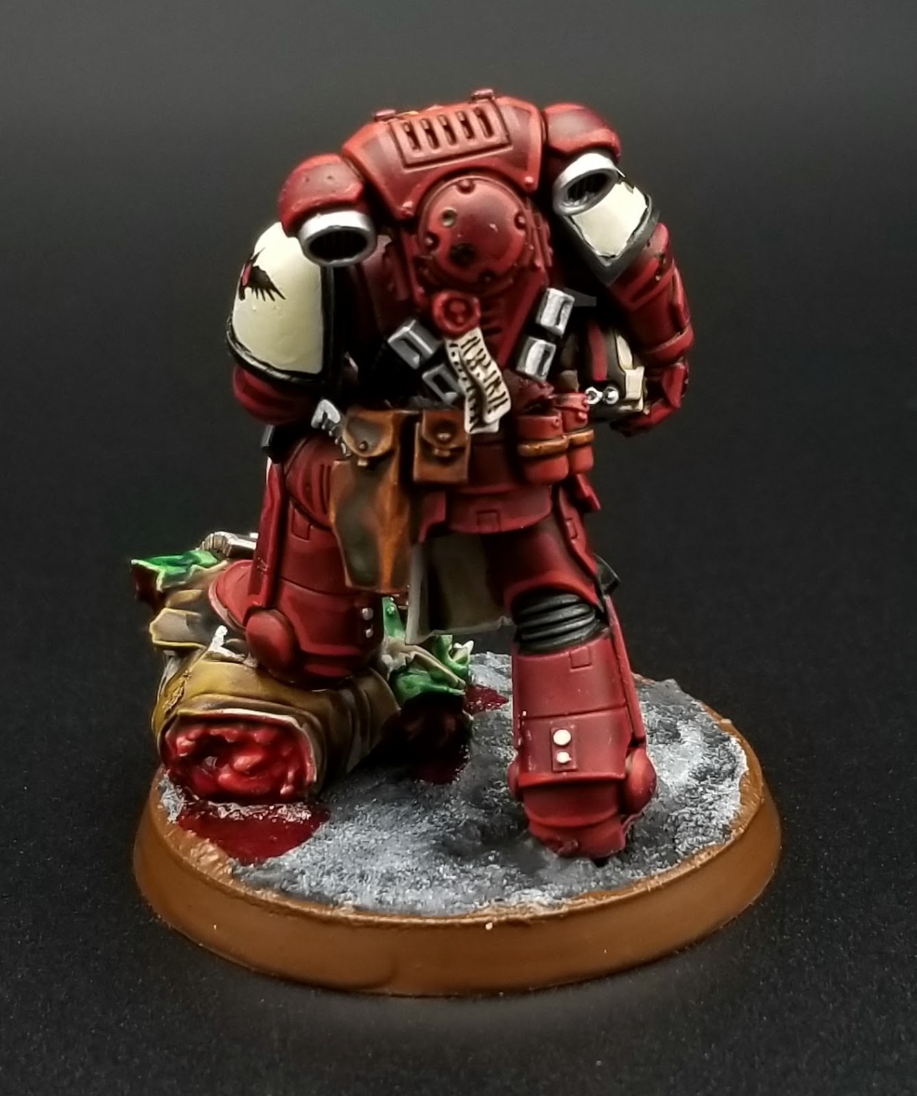 Tigurius's Omnis Arcanum Models: Blood Raven Primaris Lieutenant ...