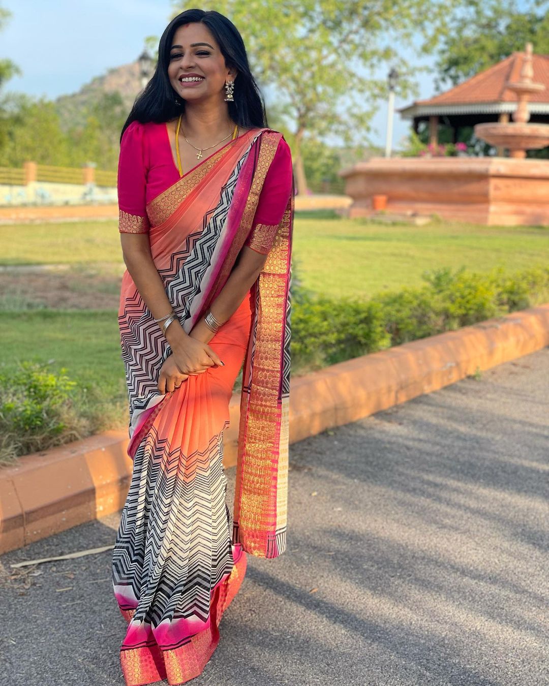 Actress and model Divya Ganesh in saree Pics