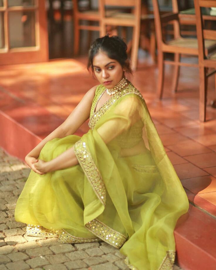 Dressfashionhub: Light Green color simple saree