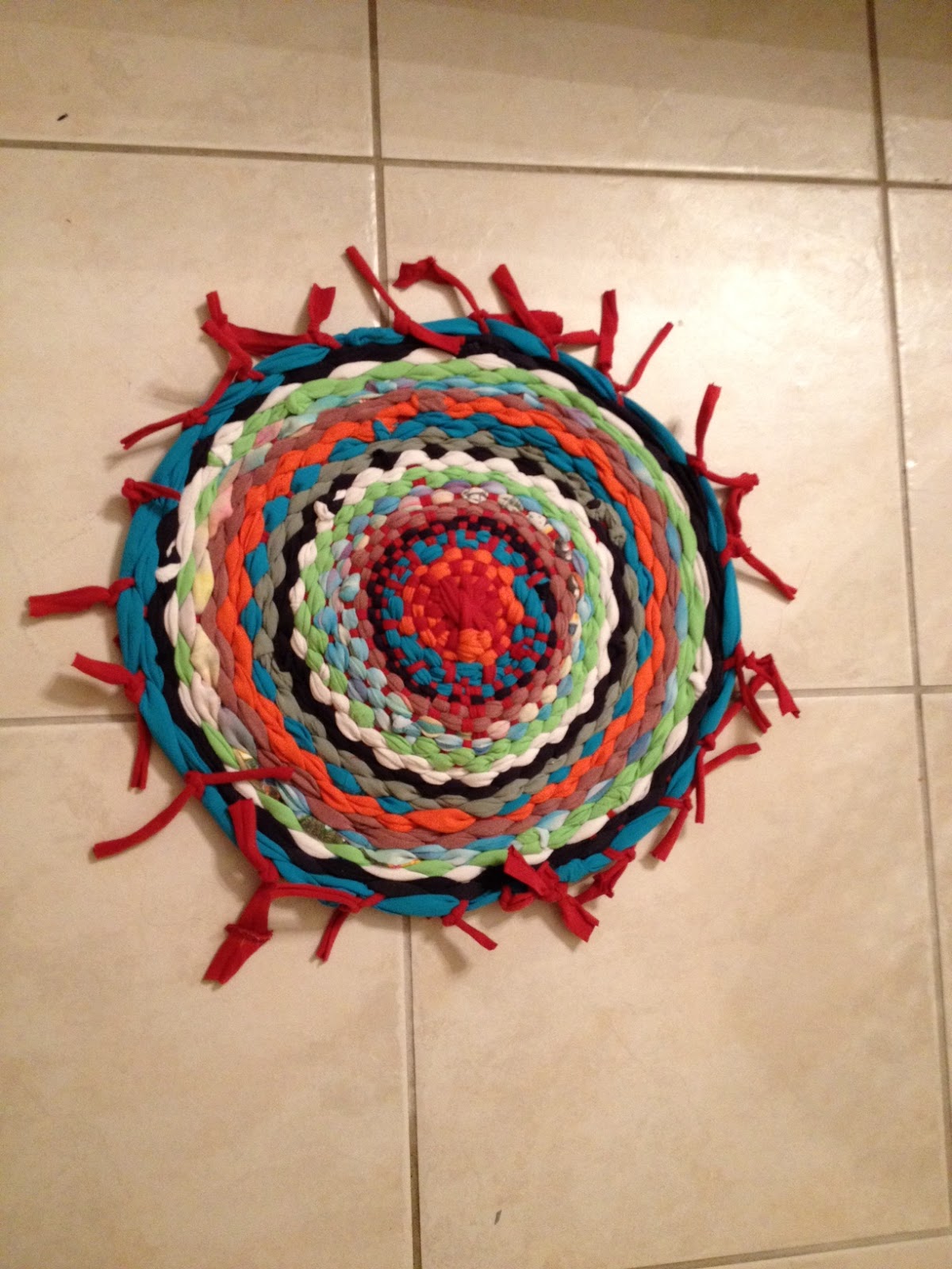 Mrs. Colon's Classroom Corner: Easy Hula Hoop T-Shirt Rug