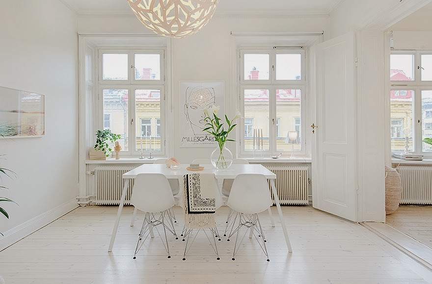 WindMill deco: DECO: white and bright