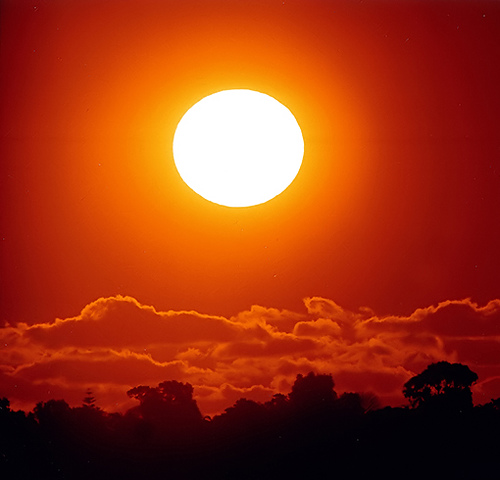 sistem suria: Matahari