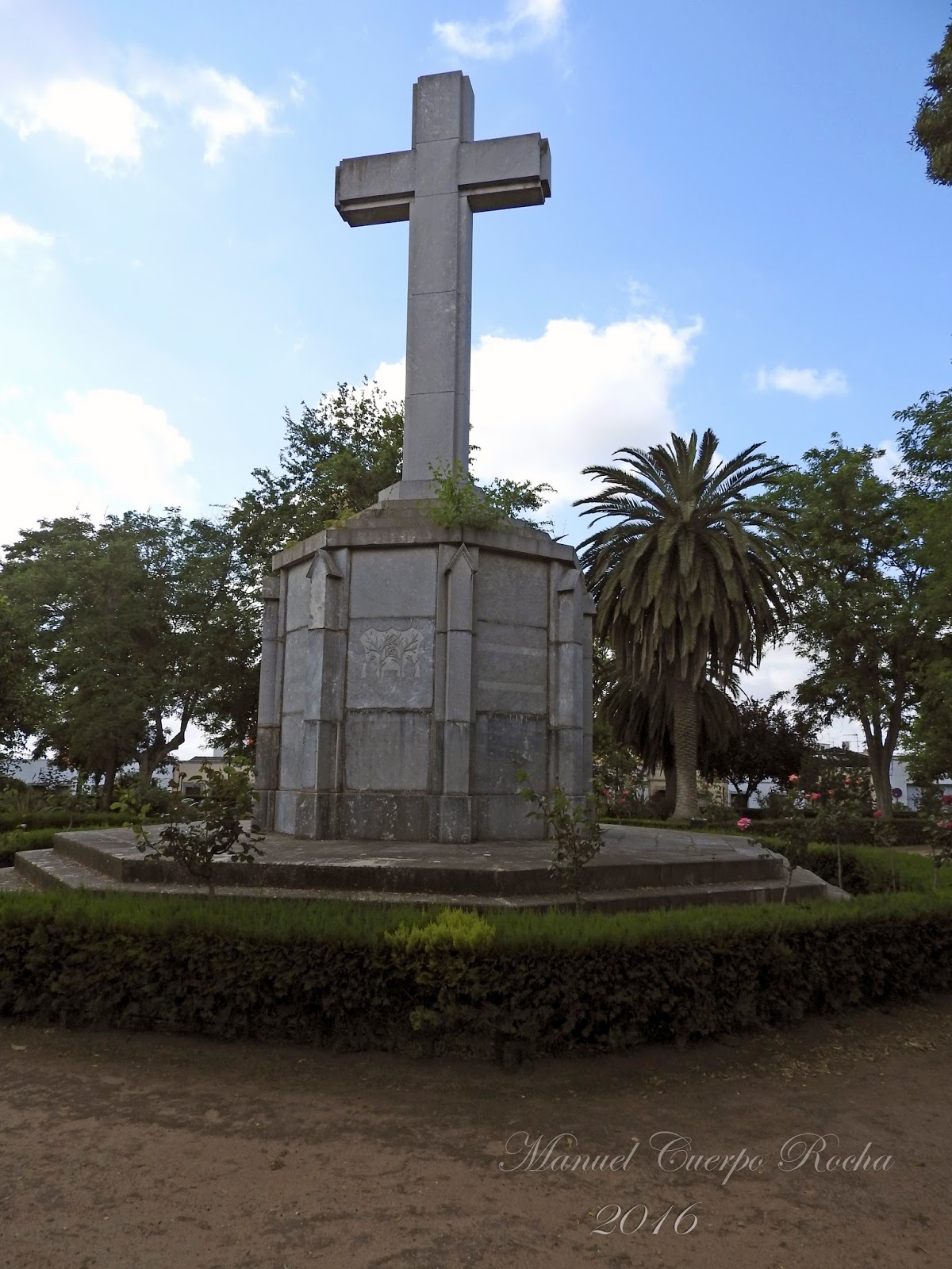 PARQUE MUNICIPAL DE MONTIJO: 4. PARQUE MUNICIPAL DE MONTIJO. CRUZ DE ...