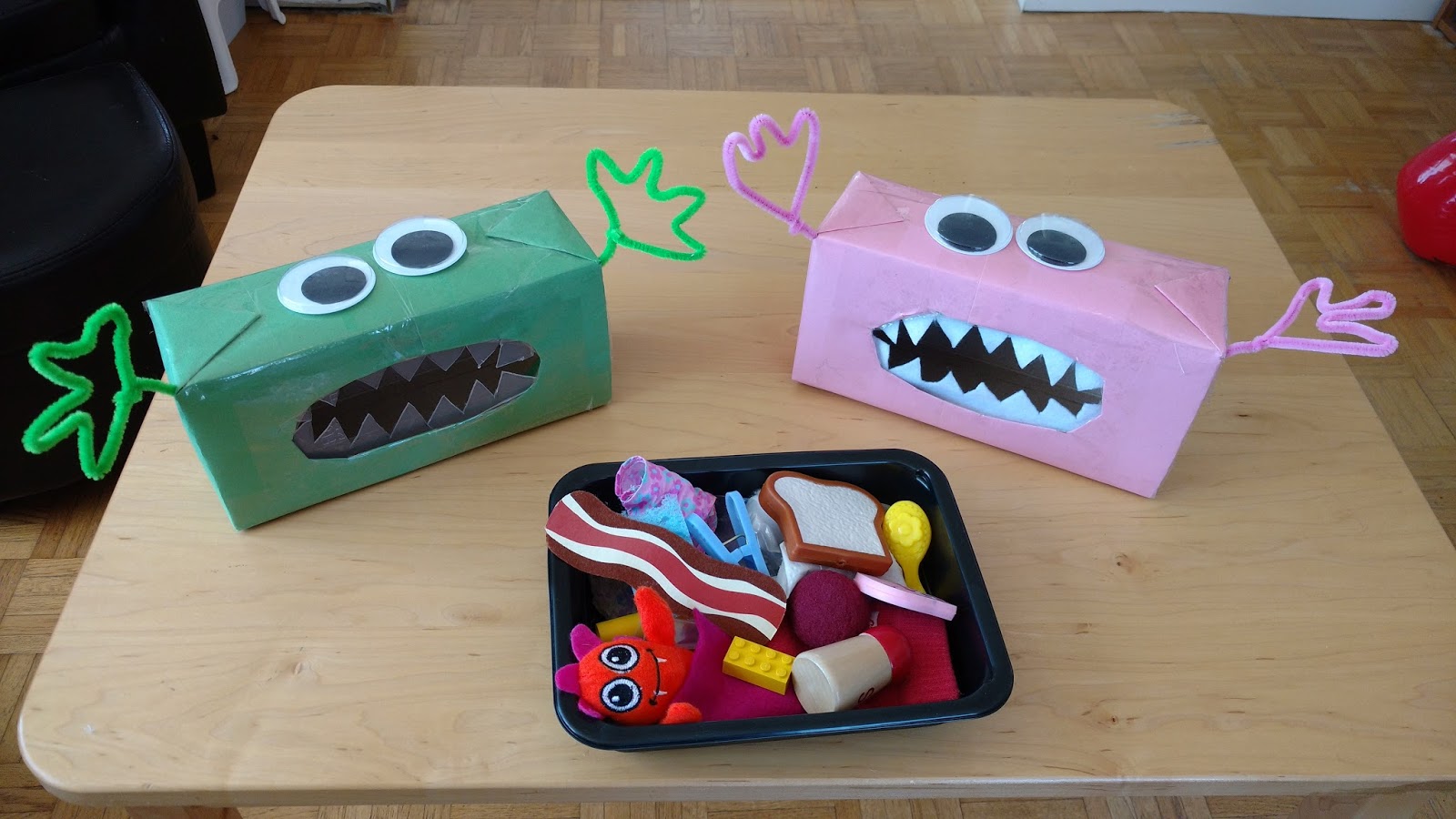 À la maison: Activité pour enfant; Dur et Mou, tactile!!!