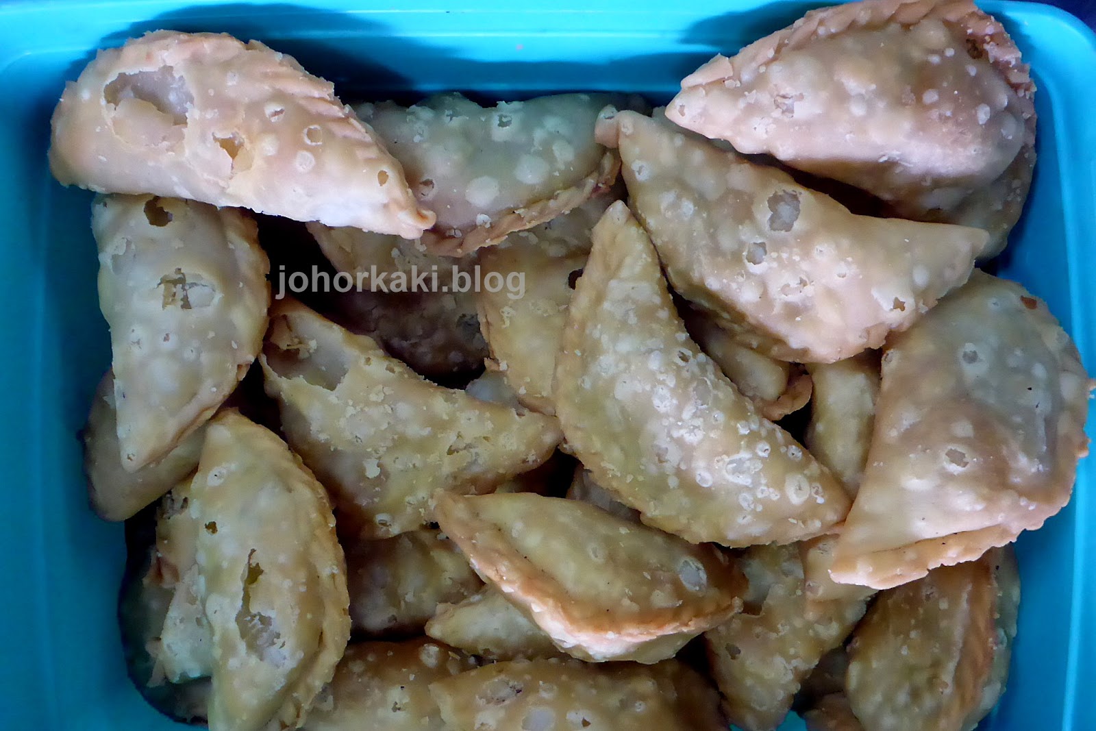 Ramly Kopitiam (Chop Tong Ah) in Batu Pahat 南利咖啡店 ⭐⭐⭐⭐ |Tony Johor Kaki ...