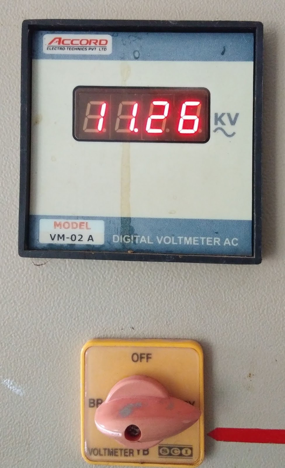 Electrical technology : Brief definition and measurement of voltage