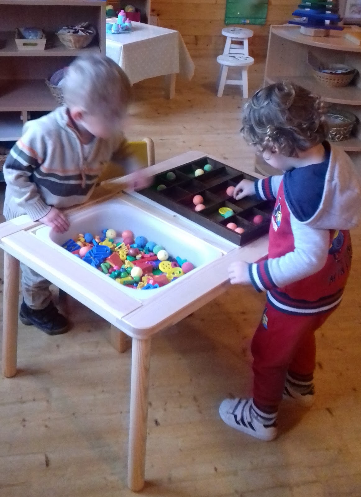 The Guilletos Playful Learning: Activities encouraging "Positioning ...