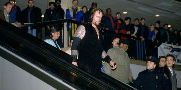 15 Rare Photos Of The Undertaker That WWE Don't Want You To See ...