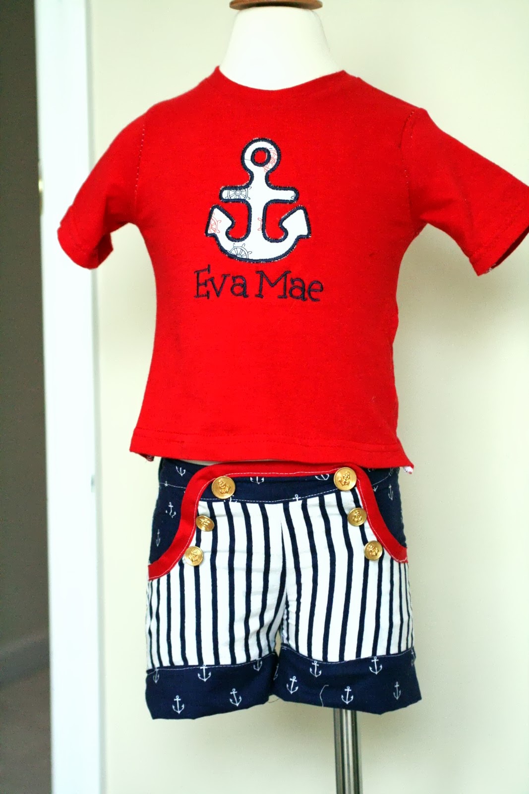 Sewing Mama RaeAnna: Sailor Shorts and Tee Peek-a-Boo Summer Tour