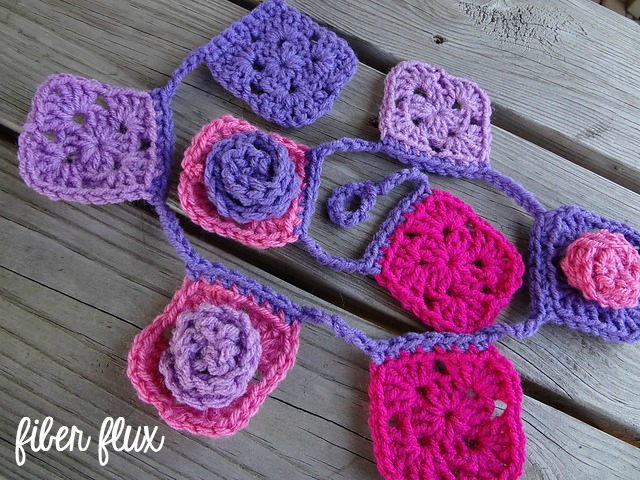 Fiber Flux: Free Crochet Pattern...Granny Rosette Garland
