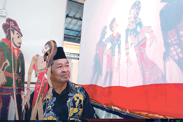 Phenomena Mis3: Wayang kulit bahasa Siam