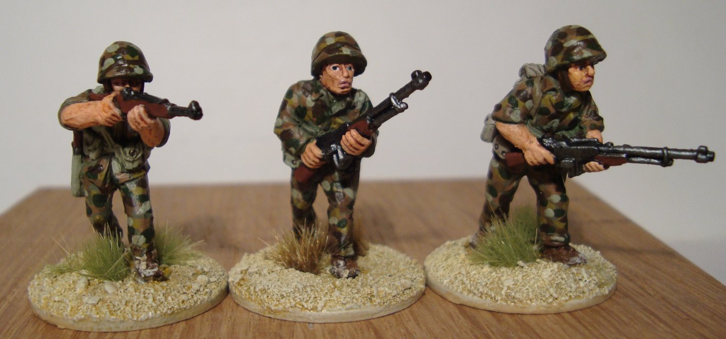 Forward Recon: 28mm WW2 US Marines Pacific- camo uniforms