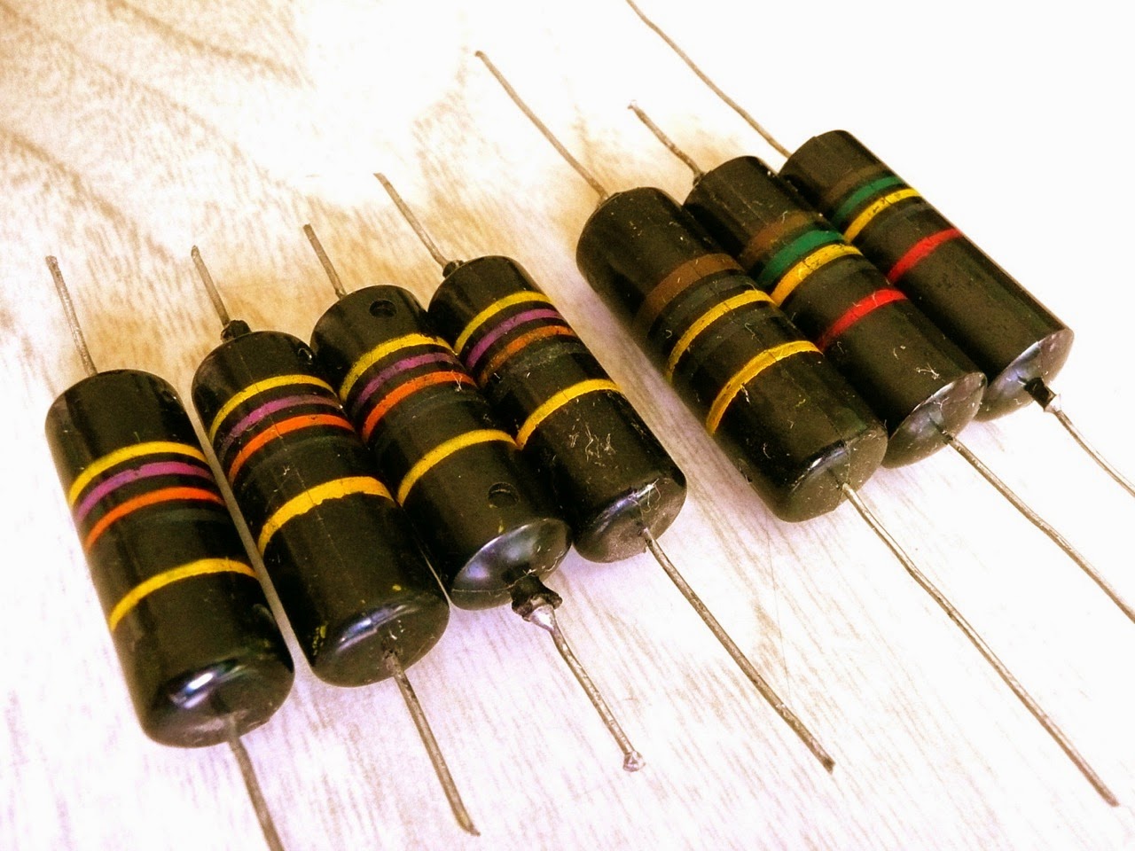 Bumble Bee Capacitor Color Code