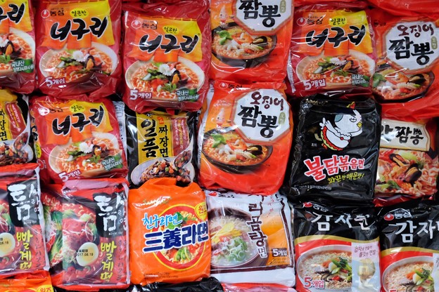 [Food] Ramen (라면, Korean Style Instant Ramen) ~ peacebreeze