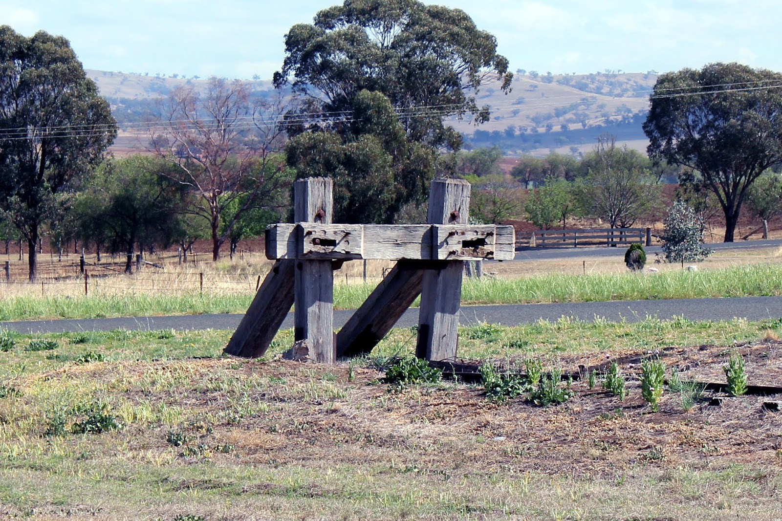 rusted2therails: Merriwa station,yard and silo