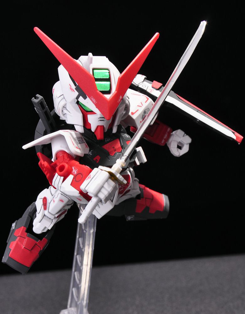GUNDAM GUY: SD Gundam EX-STANDARD Gundam Astray Red Frame - Review by 杂鱼
