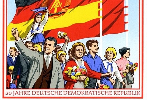 Historia y tecnología militar: Carteles de propaganda de la antigua RDA